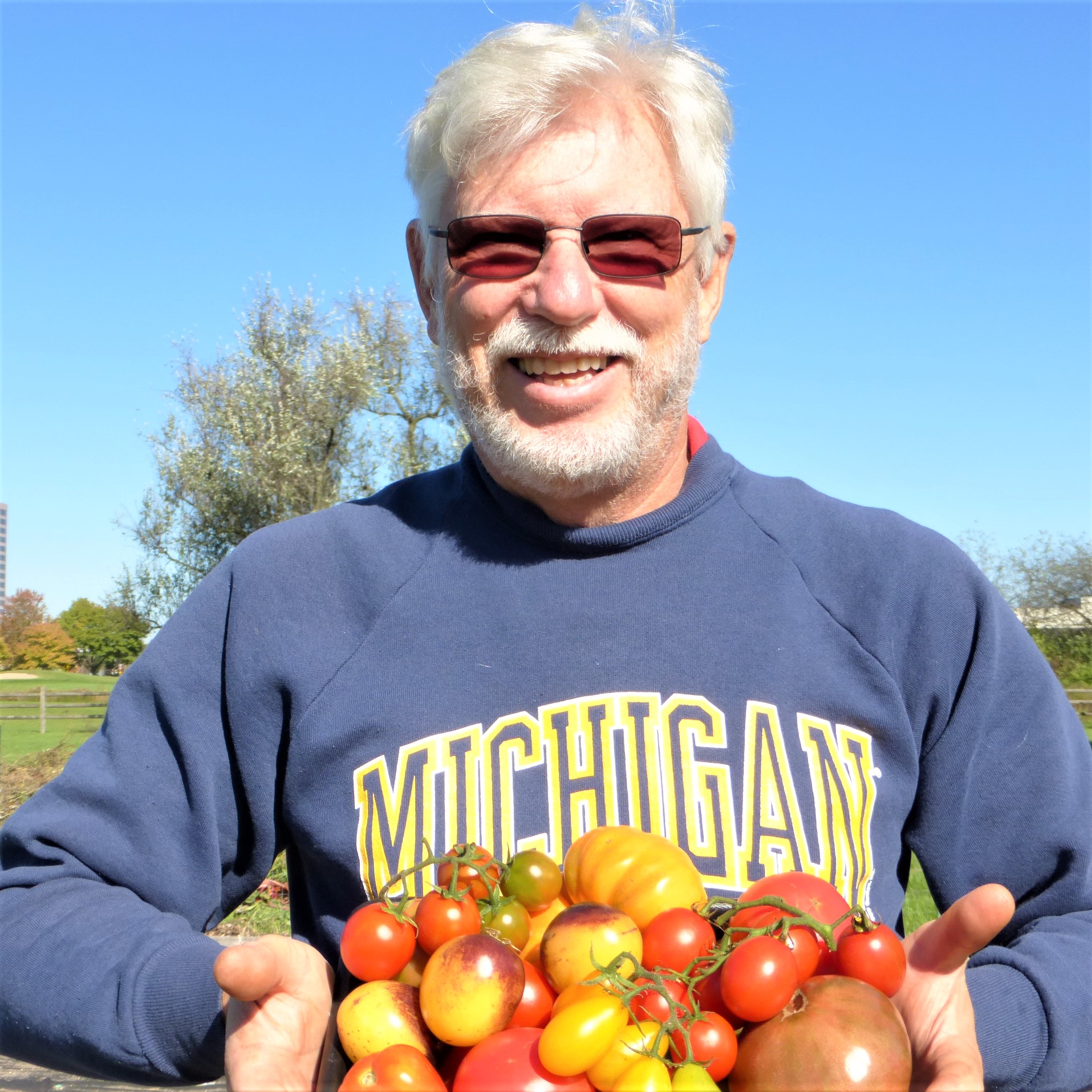 The Gardening Guru Presents: Growing the Perfect Tomato with Joe Rarus ...